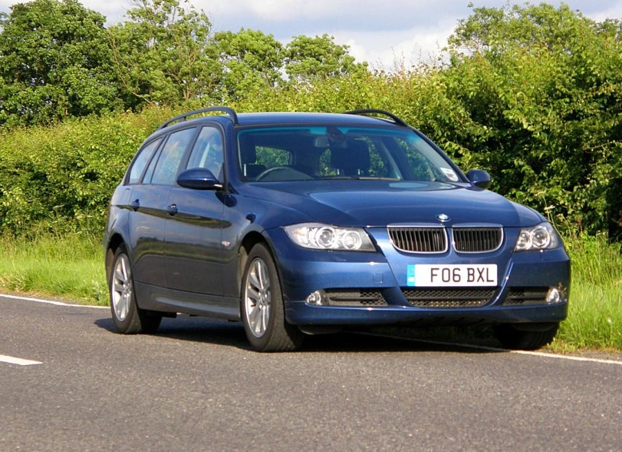 BMW Seria 3 Touring (E91) 318d (122 KM) dane techniczne